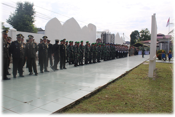 Upacara Ziarah Nasional Dalam Rangka Memperingati HUT Ke-78 TNI